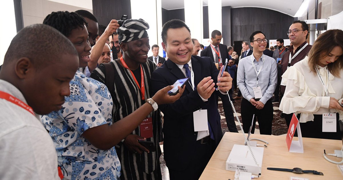 China’s Control of the “Pipes” of Information and Its Implications for ...