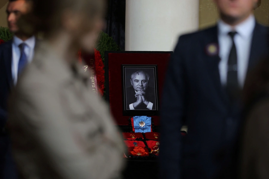 Mikhail Gorbachev on the Streets of Accra | Council on Foreign Relations